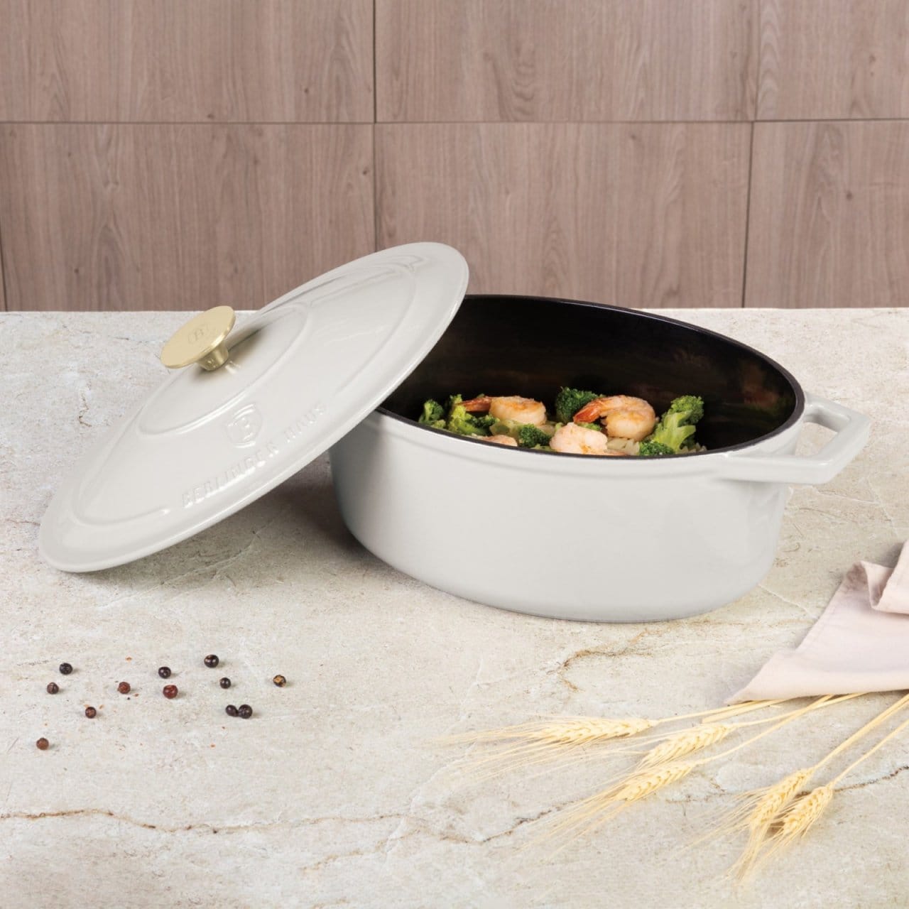 Oala ovala din fontă „Monaco Elegance” – rafinament și performanță în ...